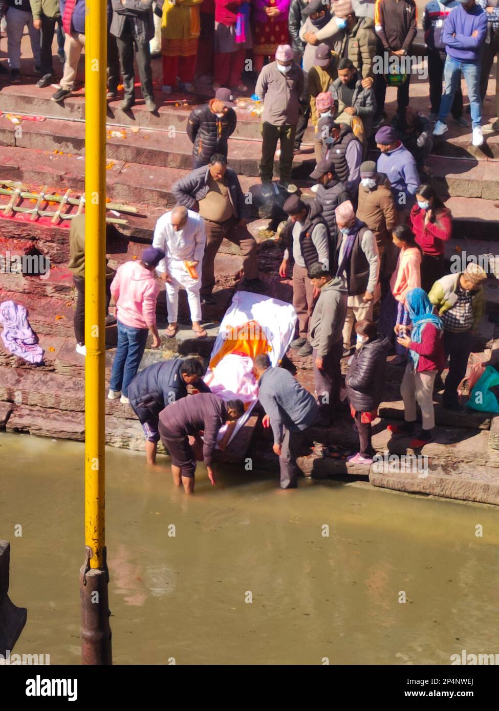 1 December 2022, Kathmandu, Nepal, The Hindu ritual of cremation in ...