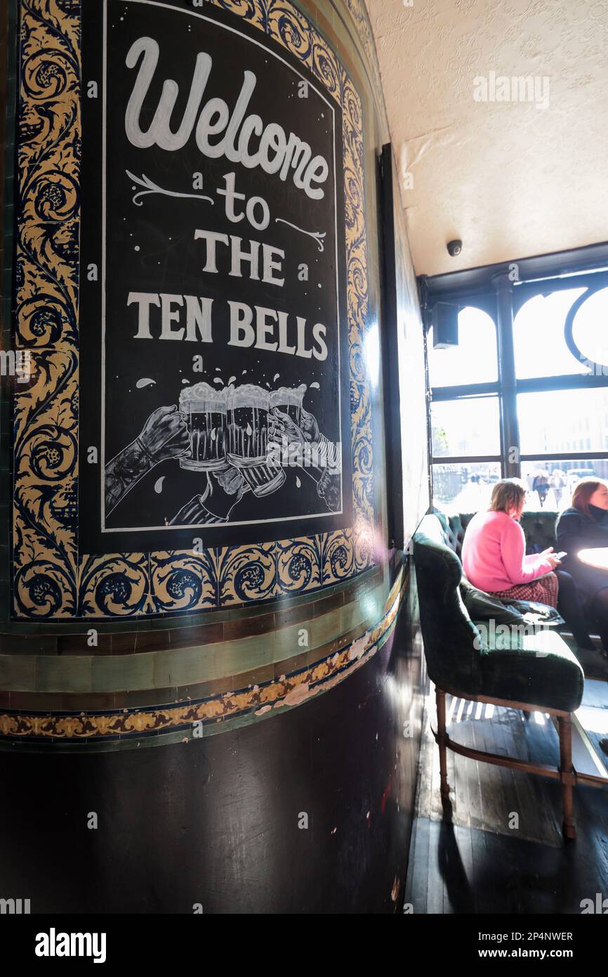 Ten Bells pub, Spitalfields, London. Little changed since the days of ...