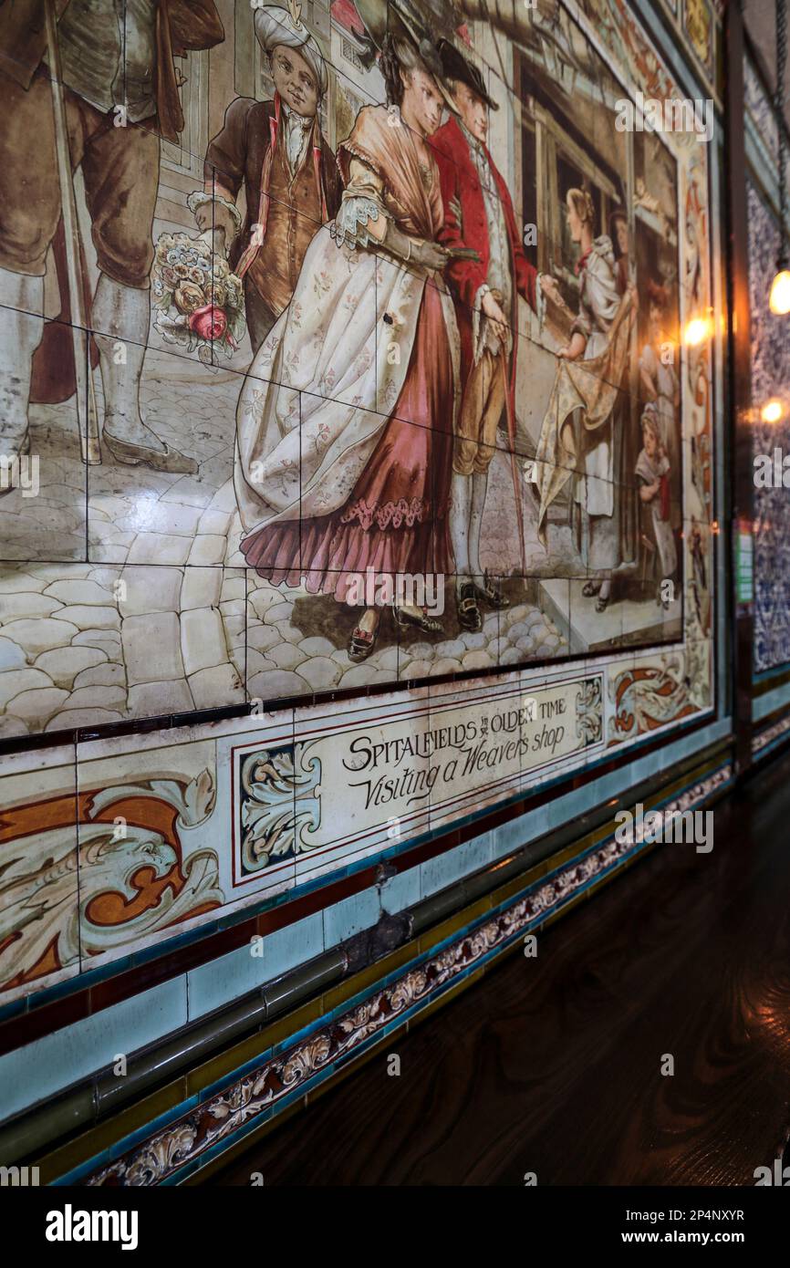 Ten Bells pub, Spitalfields, London. Little changed since the days of ...