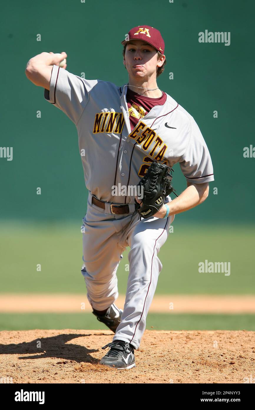 February 21, 2009: Pitcher Cullen Sexton (21) of the University of ...
