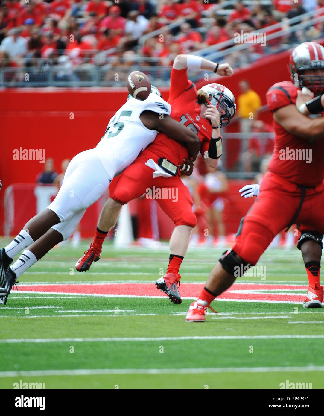 Eastern Michigan University Eagles defensive lineman Kalonji Kashama ...