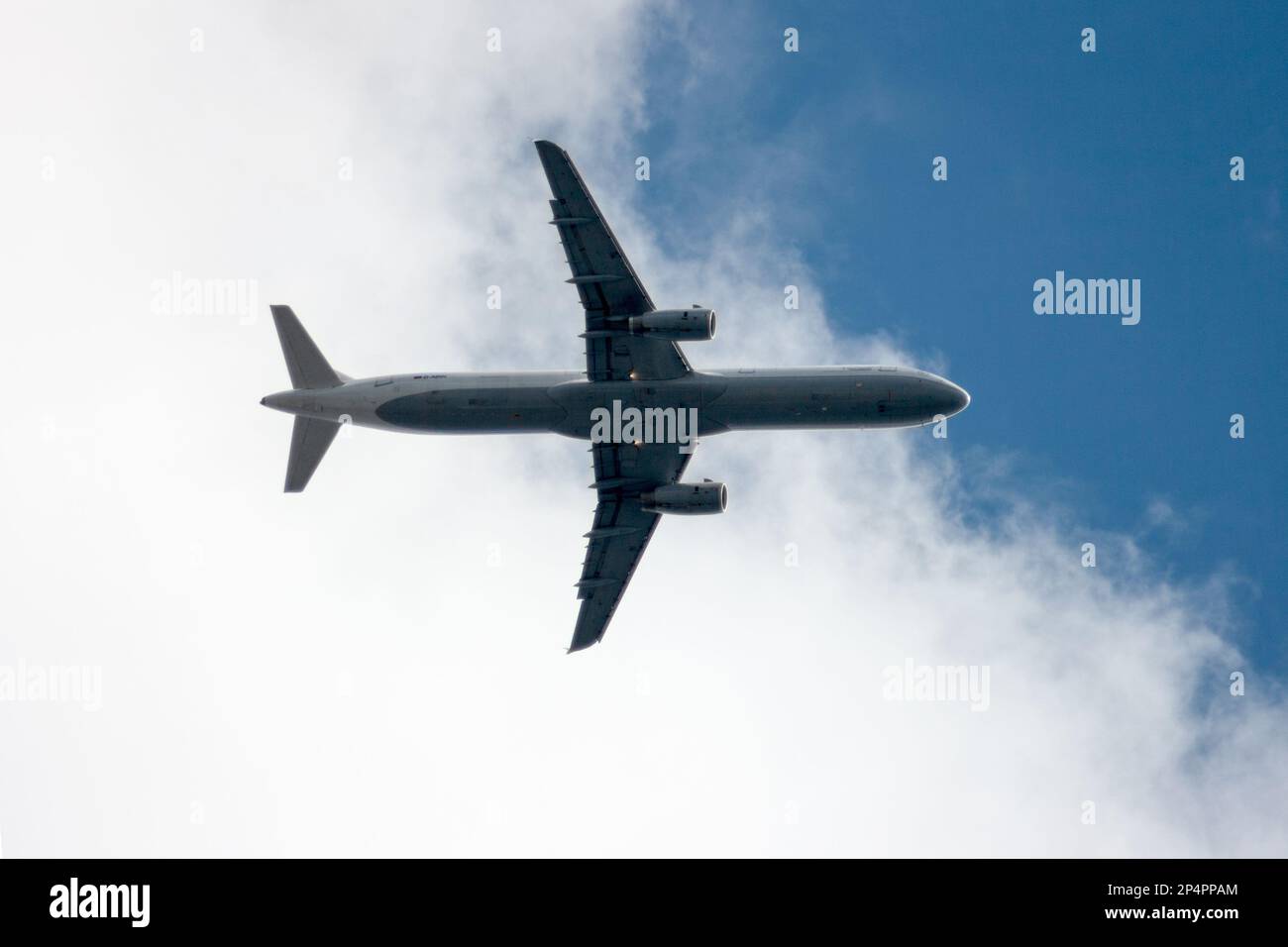 London, England - June 22 2008: Airbus A321 from Lufthansa heading to ...
