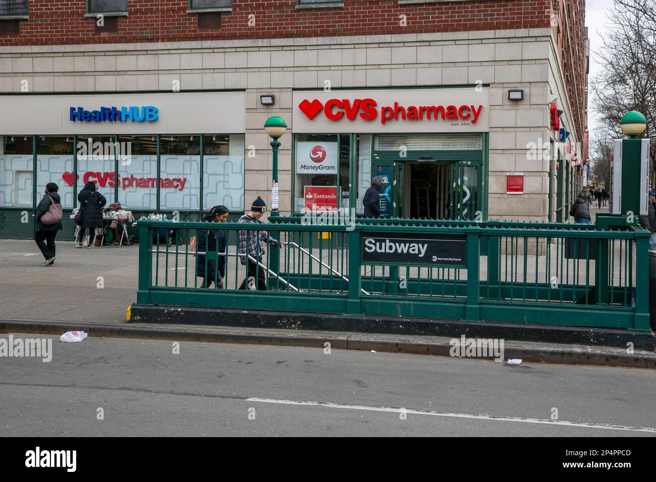 A CVS Pharmacy retailer drug store with a MinuteClinic and Health Hub ...