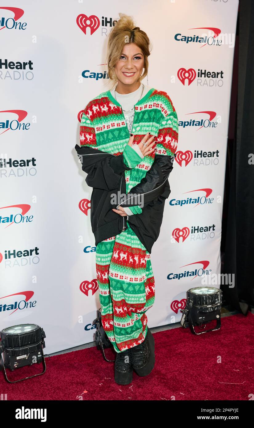 Hot 995 hi-res stock photography and images - Alamy