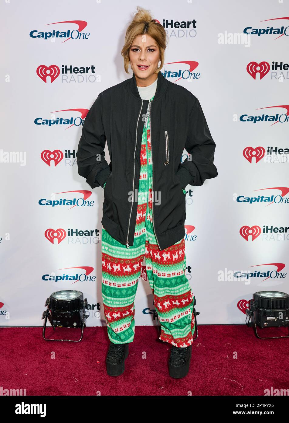 Hot 995 hi-res stock photography and images - Alamy