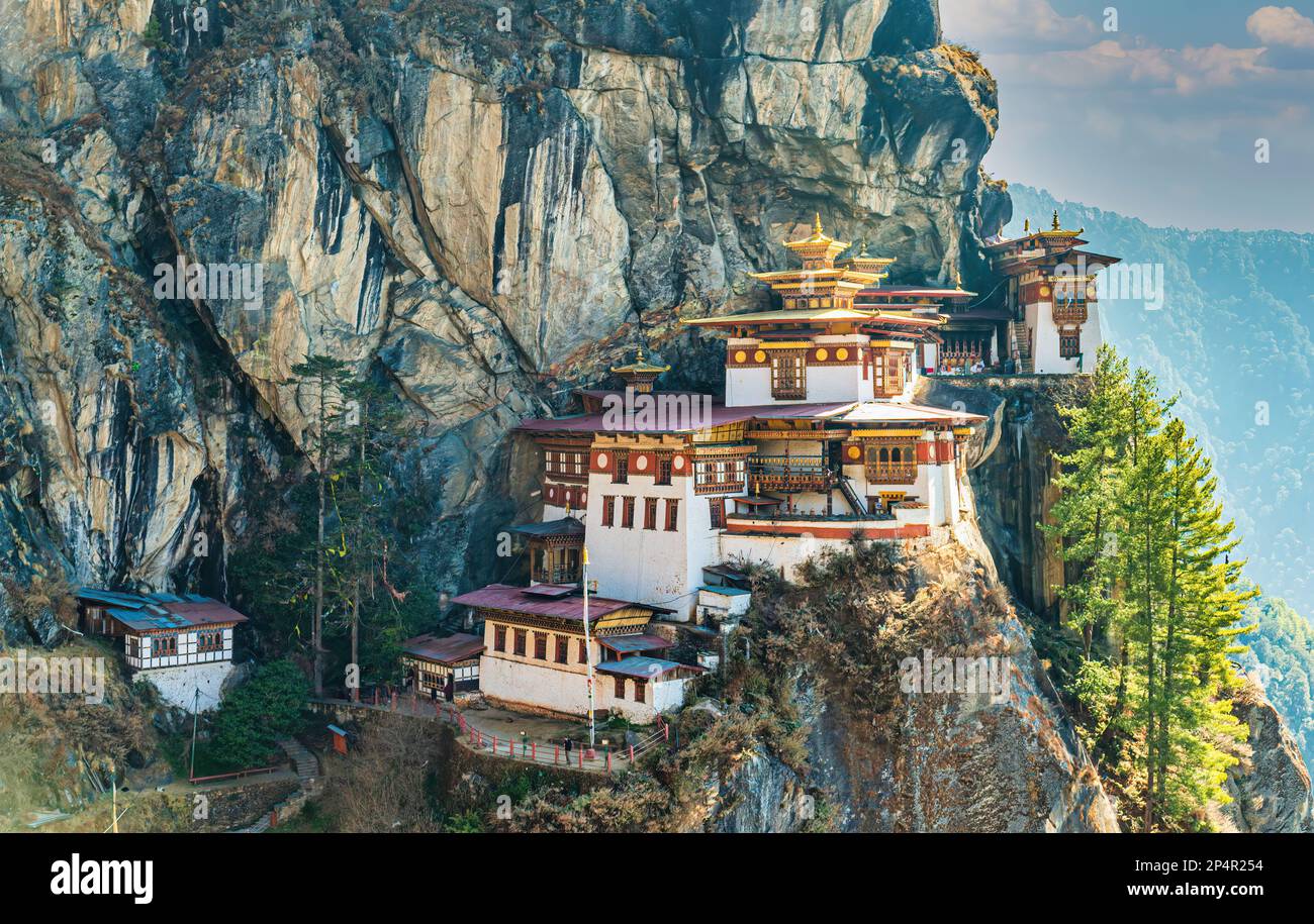 Taktshang Goemba, Tiger's nest monastery, Bhutan Stock Photo - Alamy