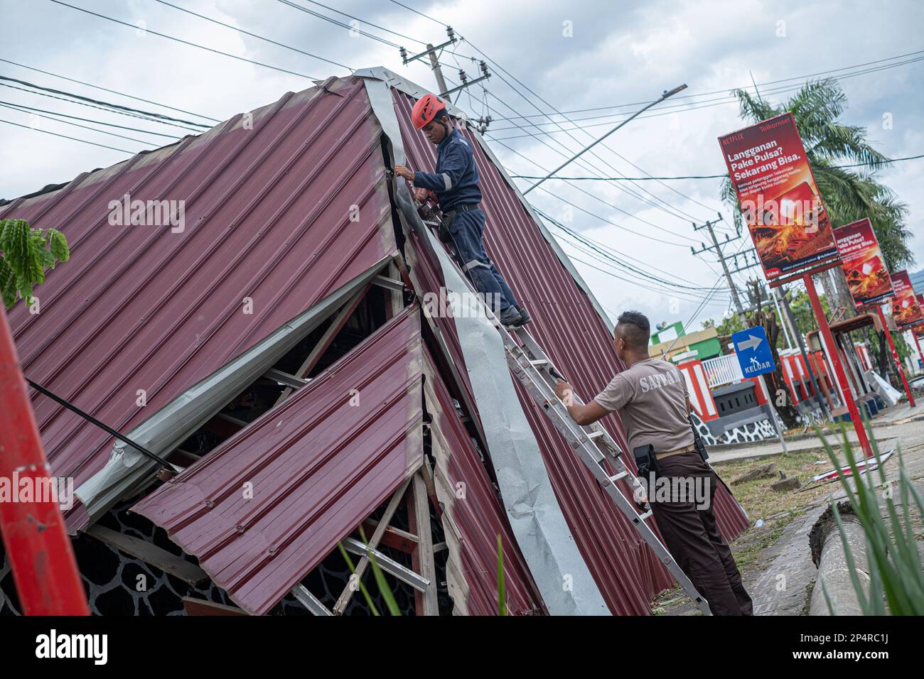 Pt telkoms office hi-res stock photography and images - Alamy
