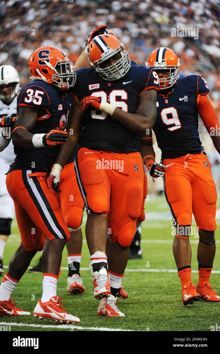University of Syracuse Orangemen defensiveline Jay Bromley (96) during ...