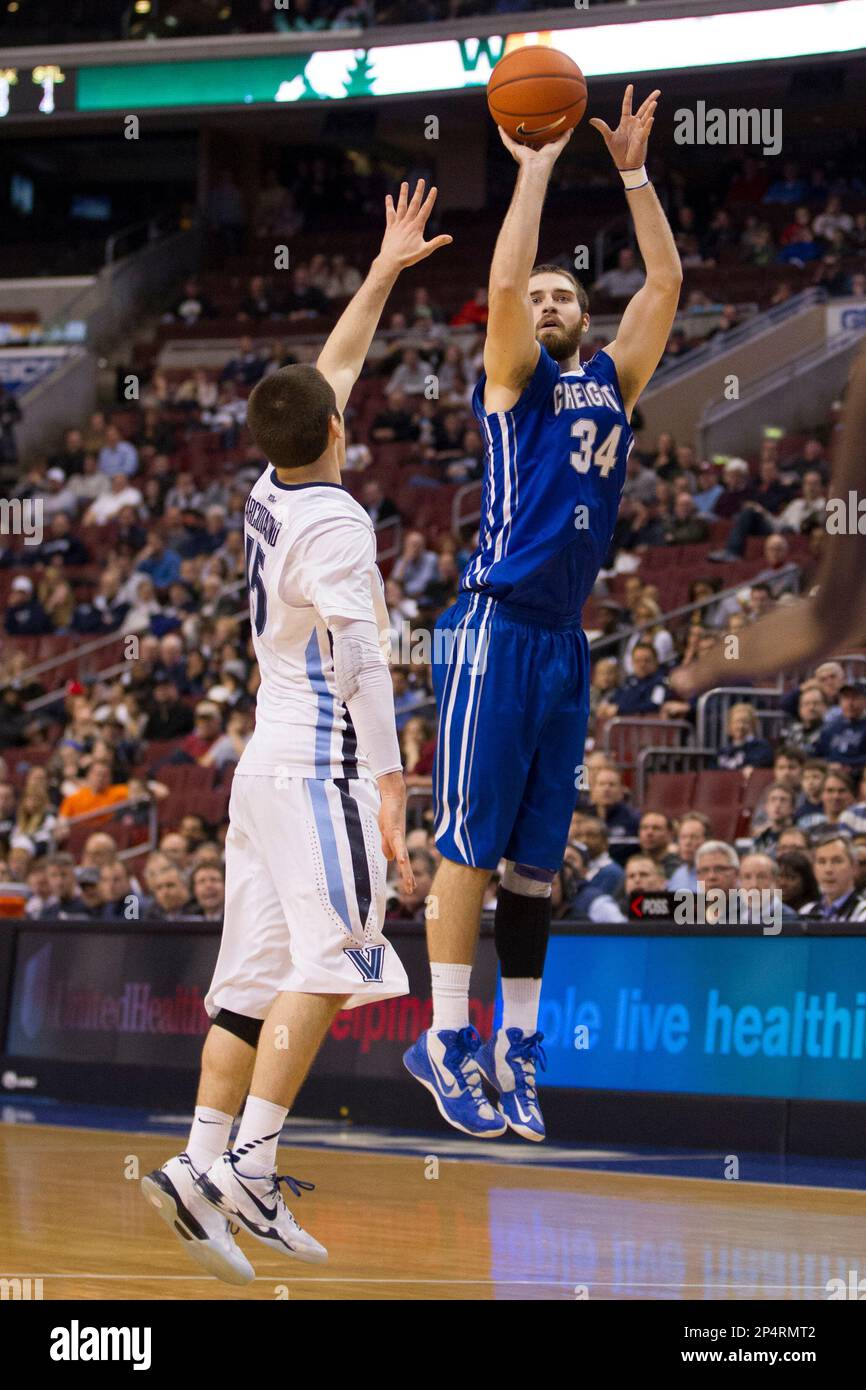 January 20, 2014: Creighton Bluejays forward Ethan Wragge (34) shoots a ...