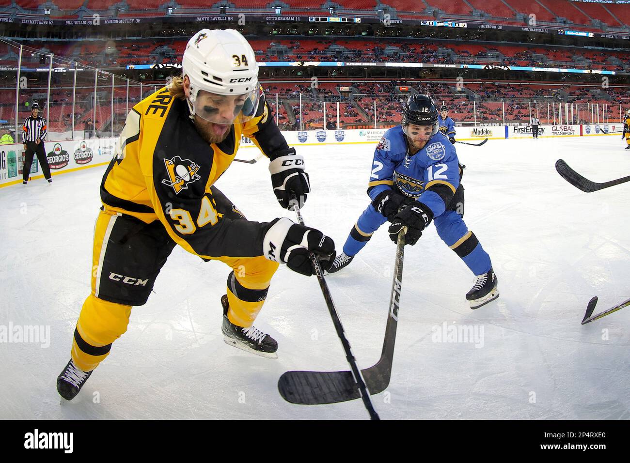 CLEVELAND, OH - MARCH 04: Wilkes-Barre/Scranton Penguins right wing ...