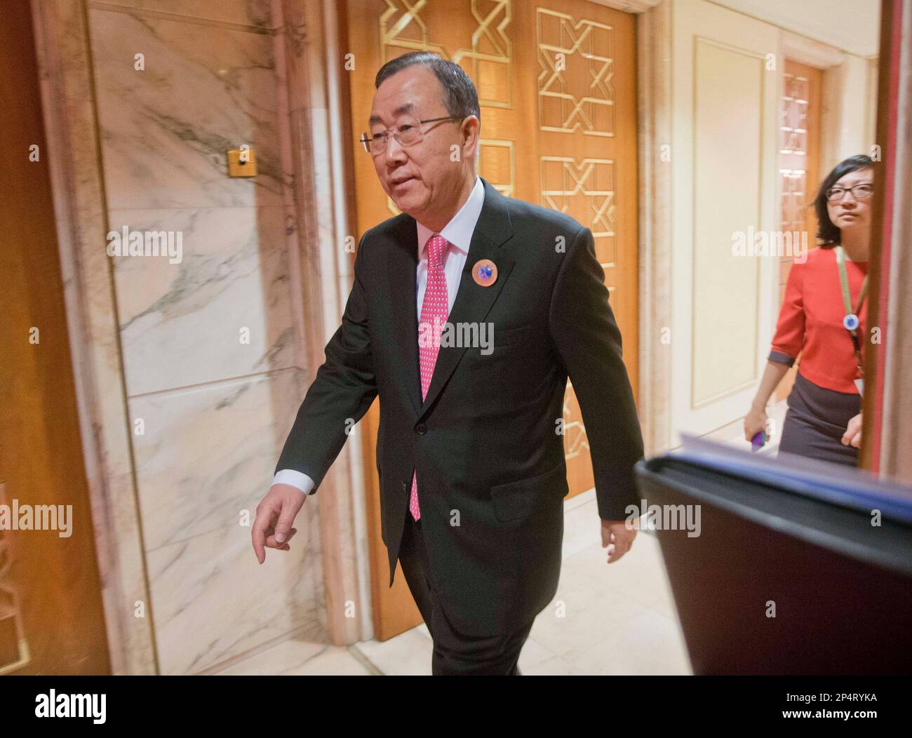 UN Secretary General Ban Ki-Moon walks out to prepare to greet U.S ...