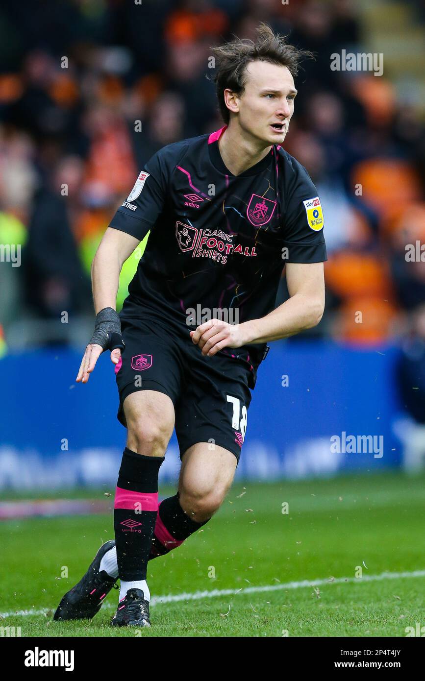 Hjalmar ekdal burnley hi-res stock photography and images - Alamy