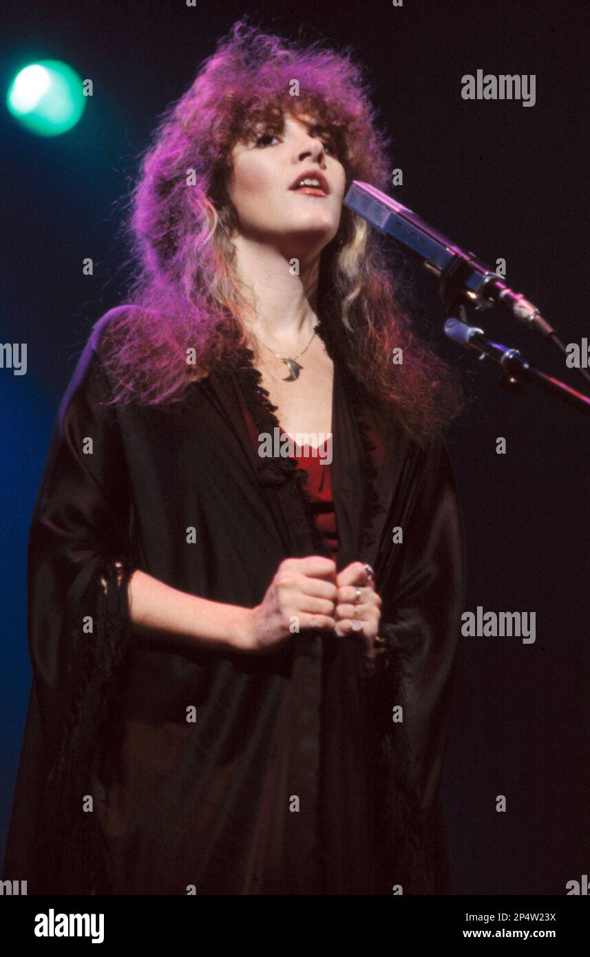 Stevie nicks 1979 hi-res stock photography and images - Alamy