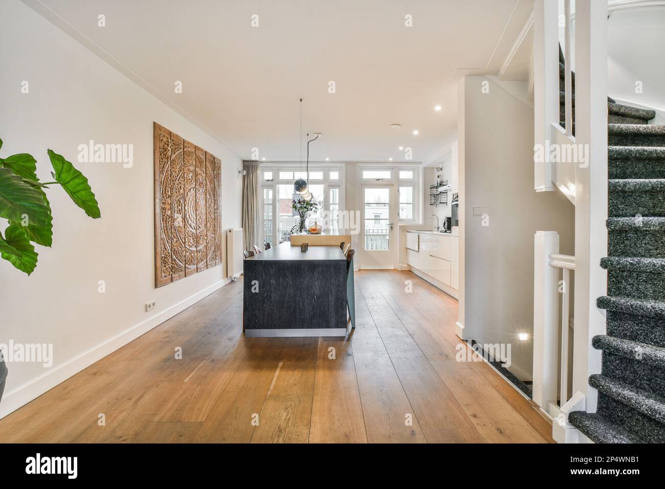 Second floor anteroom hi-res stock photography and images - Alamy