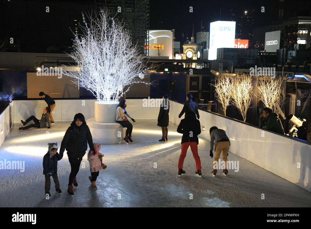 A skating rink opens on the roof of Matsuya Ginza department store in ...