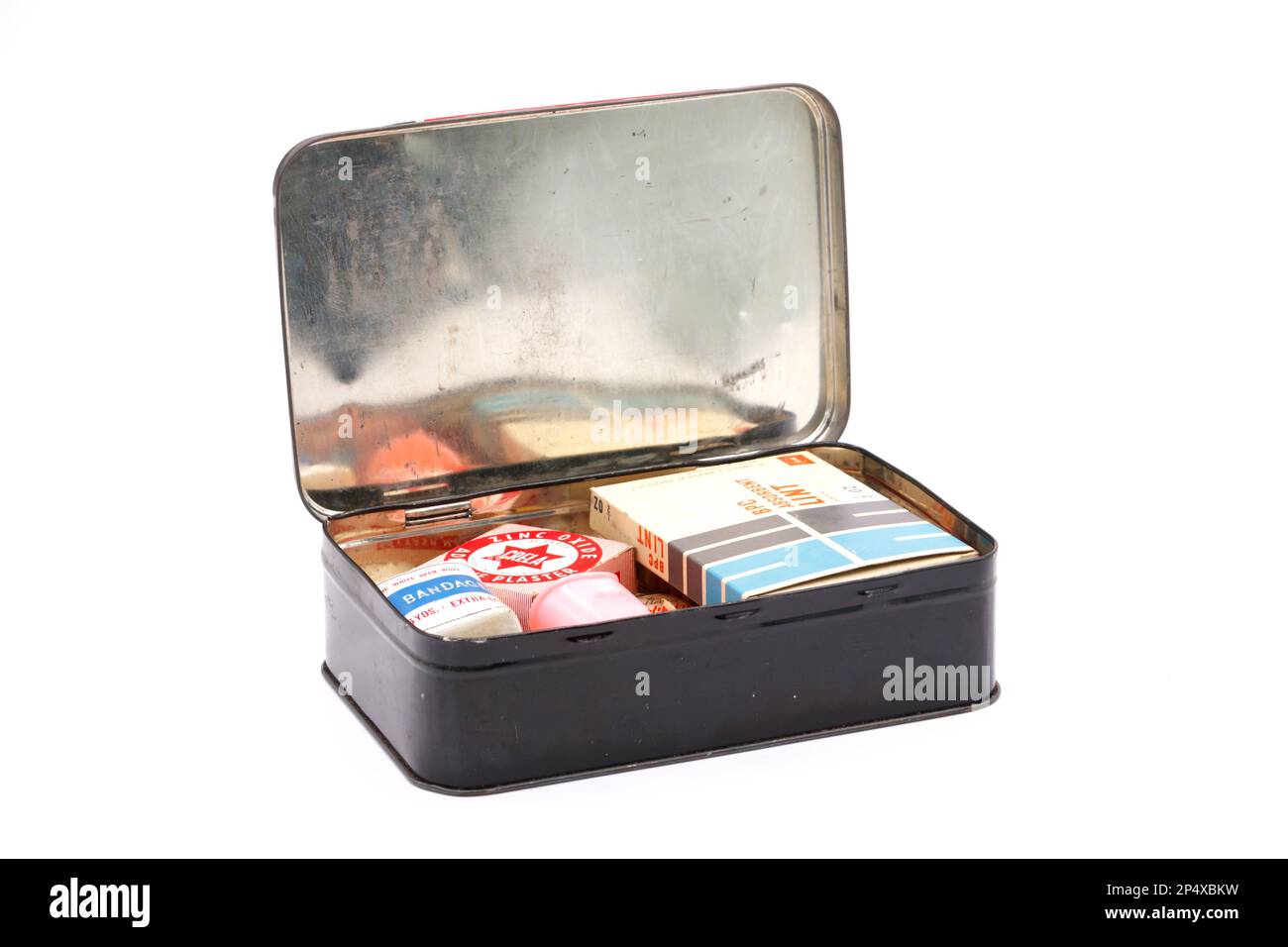 Vintage first aid kit hi-res stock photography and images - Alamy