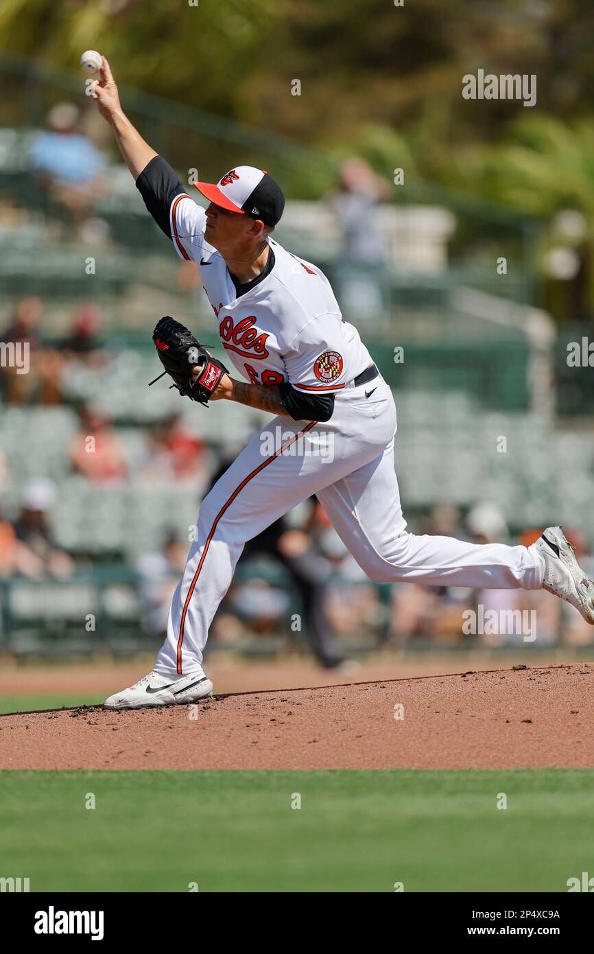 Tyler wells baltimore orioles hi-res stock photography and images - Alamy
