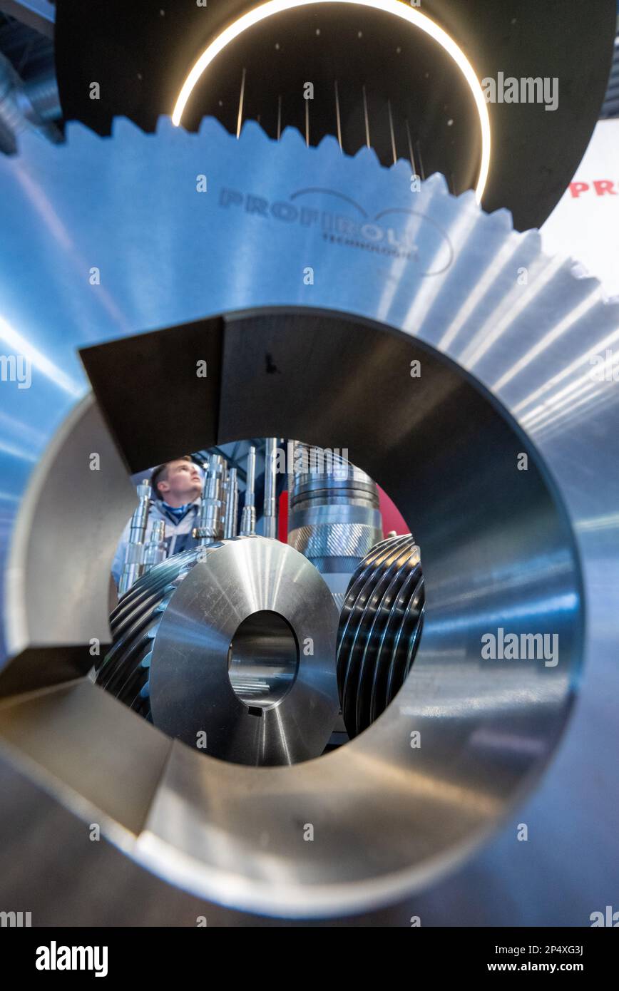 Bad tools hi-res stock photography and images - Alamy