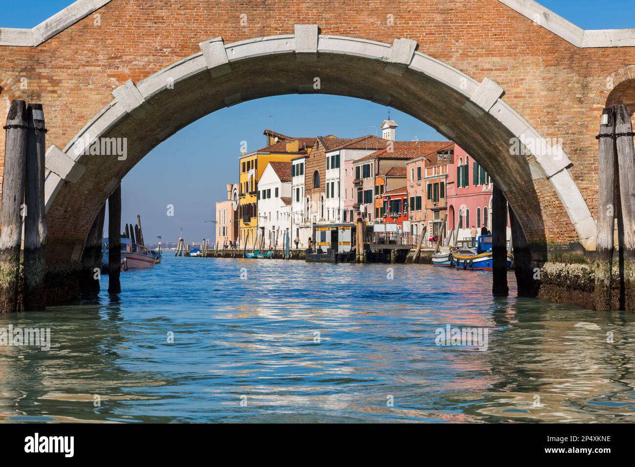 Tre archi hi-res stock photography and images - Alamy