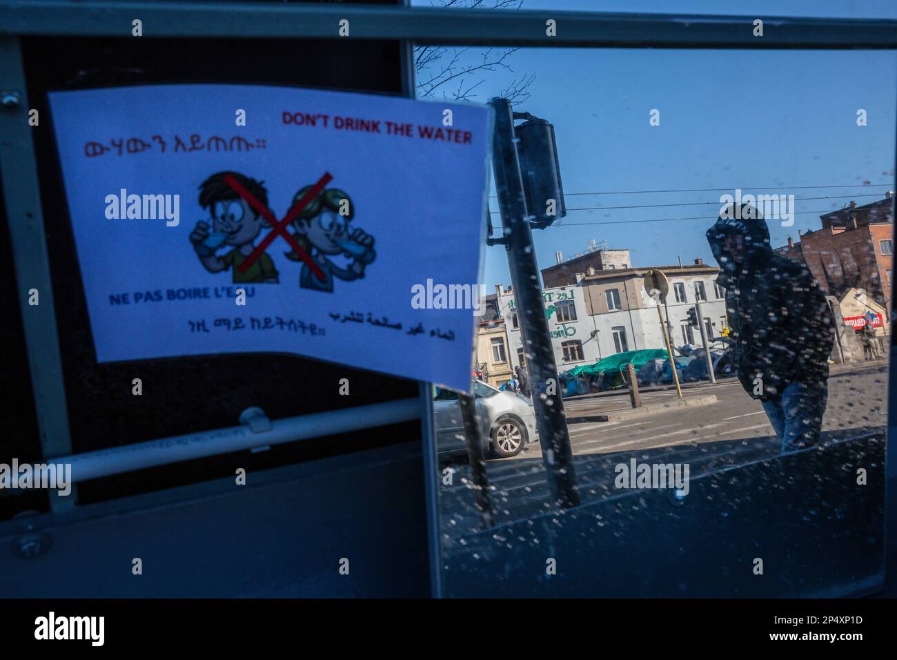 Nicolas Landemard / Le Pictorium - Migrants and tents on the Van Praet ...