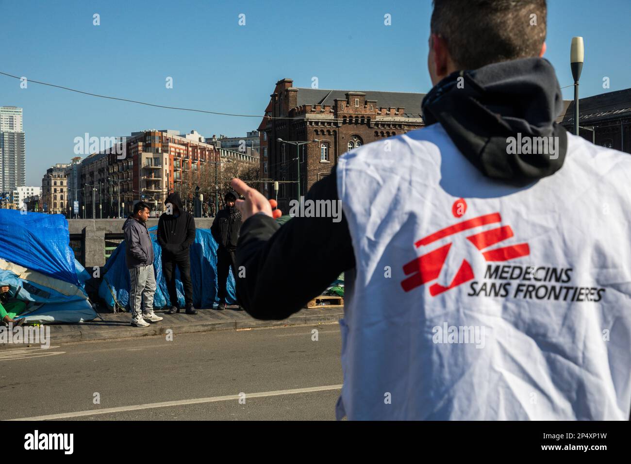 Nicolas Landemard / Le Pictorium - Migrants and tents on the Van Praet ...