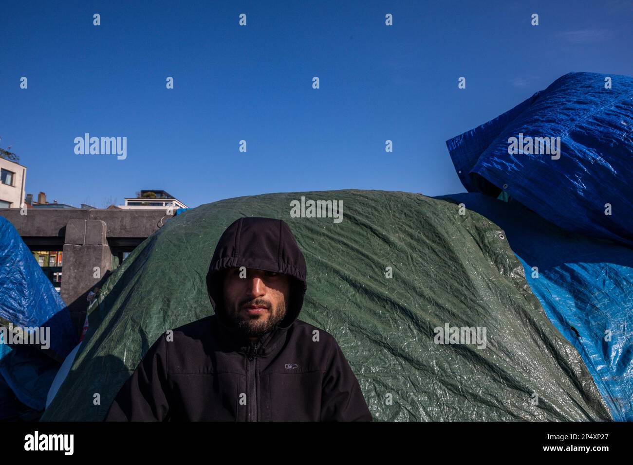 Van praet bridge hi-res stock photography and images - Alamy