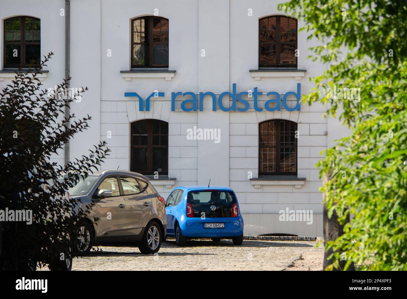 Randstad logo hi-res stock photography and images - Alamy
