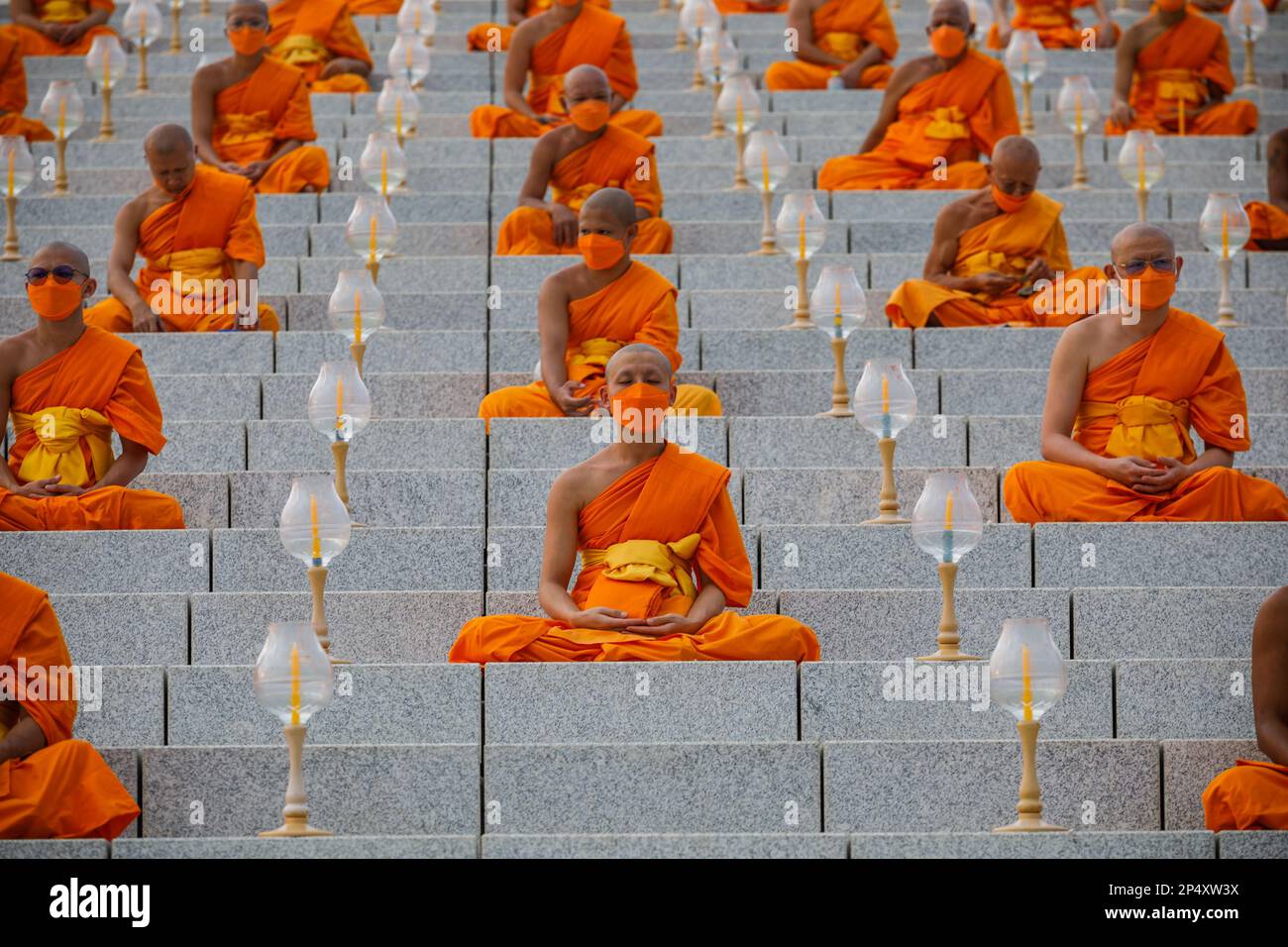 Bangkok, Bangkok, Thailand. 6th Mar, 2023. Buddhist monks take part in Magha Puja day at Wat ...