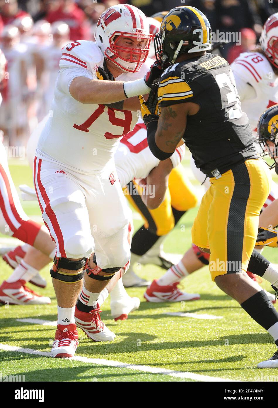Wisconsin Badgers Ryan Groy (79) during a game against the Iowa ...