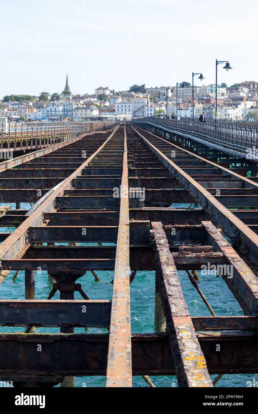 Rye pier hi-res stock photography and images - Alamy