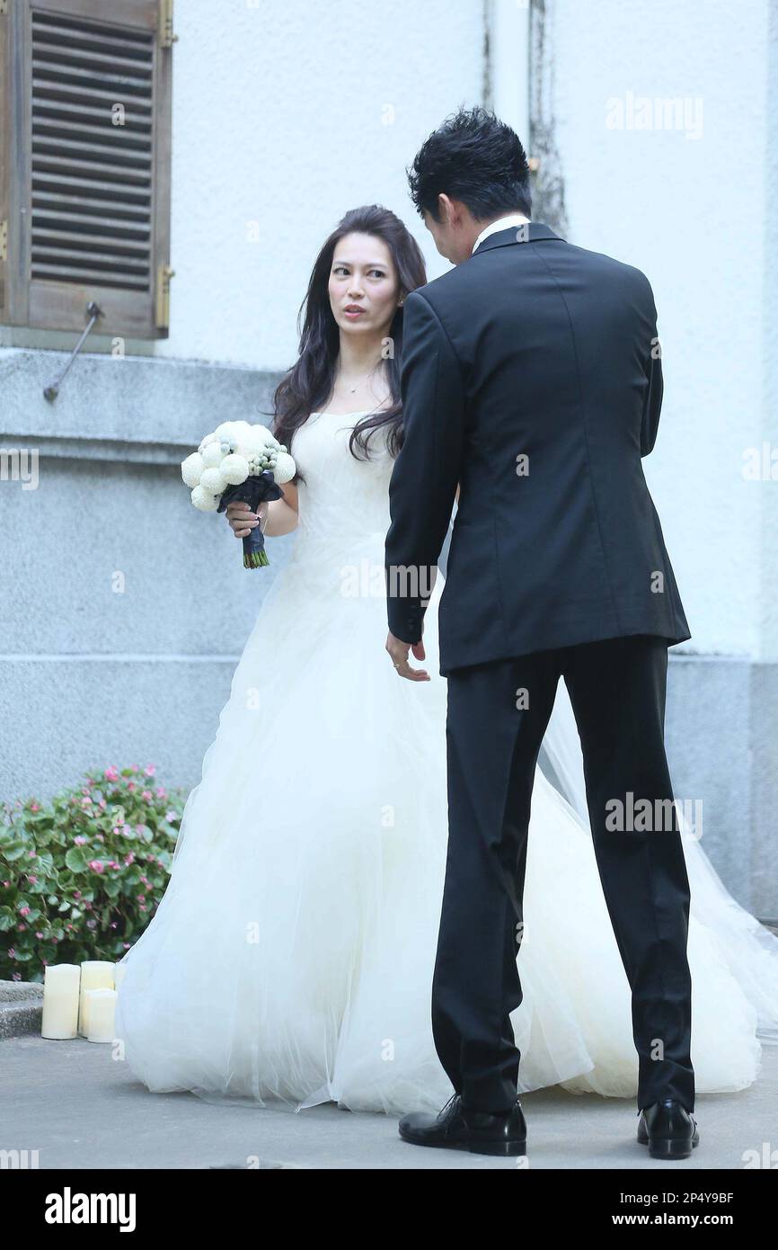 Chang Chen and his wife pose for camera in Taipei,China on Monday ...
