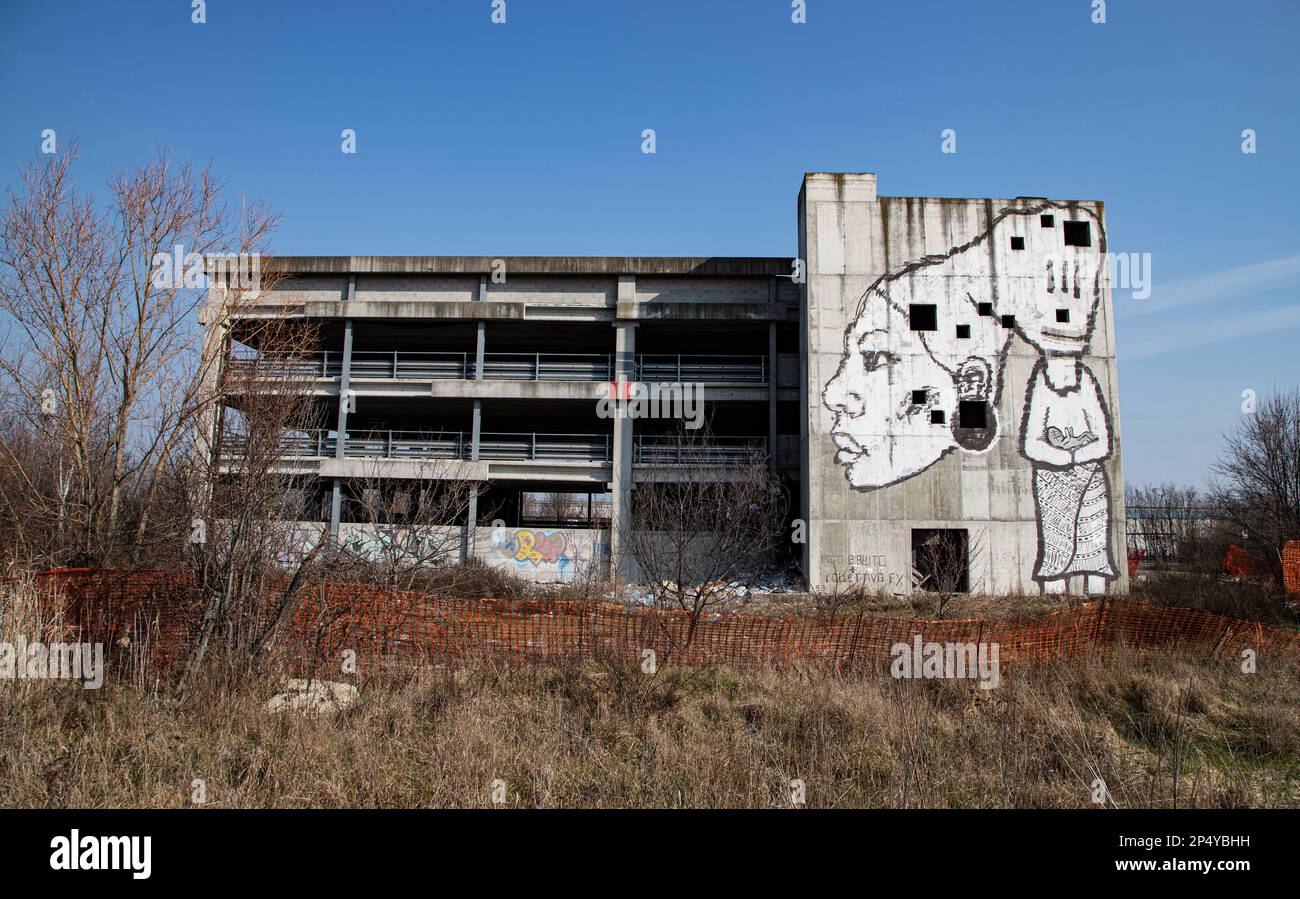 Murals on old abandoned building Stock Photo - Alamy