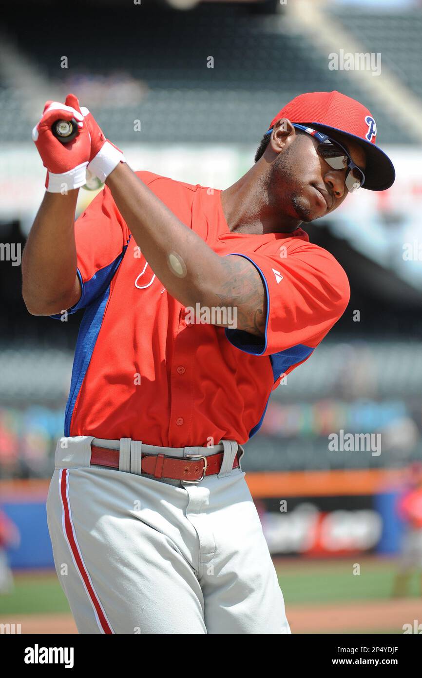 Philadelphia Phillies outfielder Domonic Brown (9) during game against ...