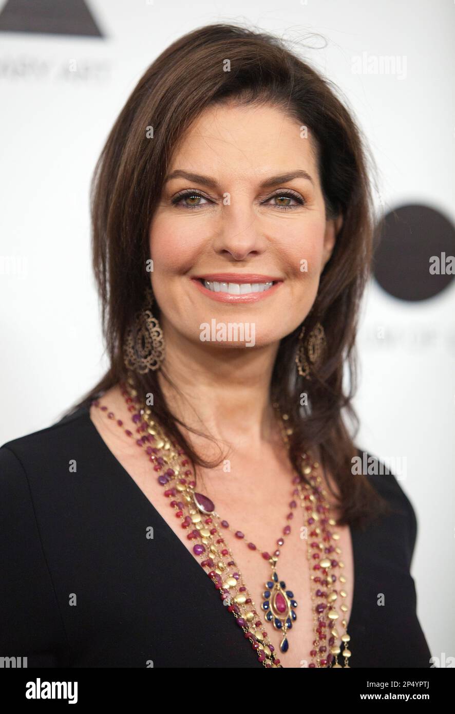 Sela Ward arrives at the MOCA Gala 2011 - An Artist's Life Manifesto ...
