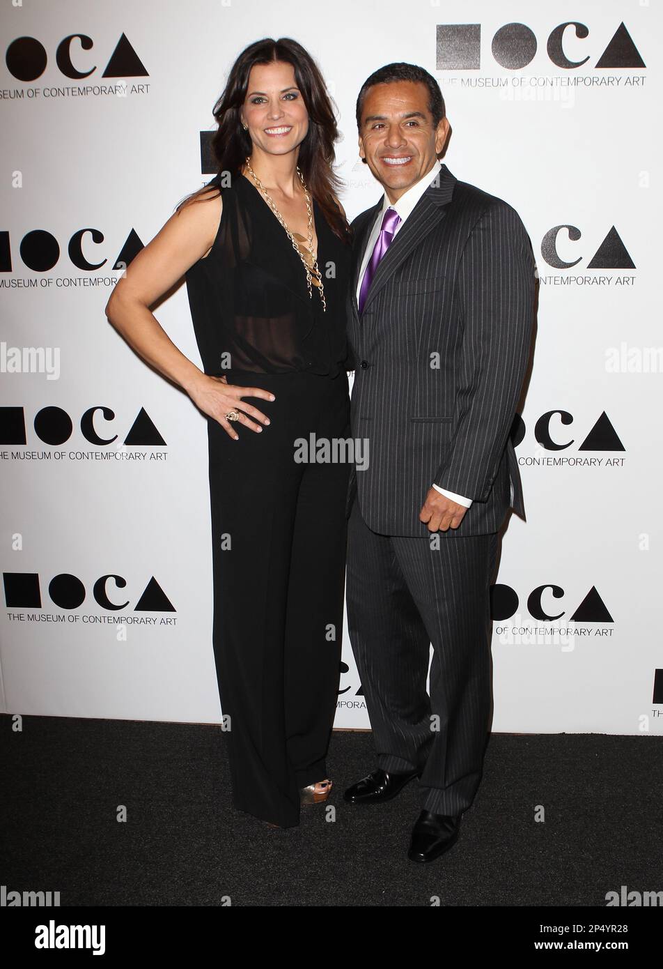 Antonio Villaraigosa and Lu Parker arrive at the MOCA Gala 2011 - An ...