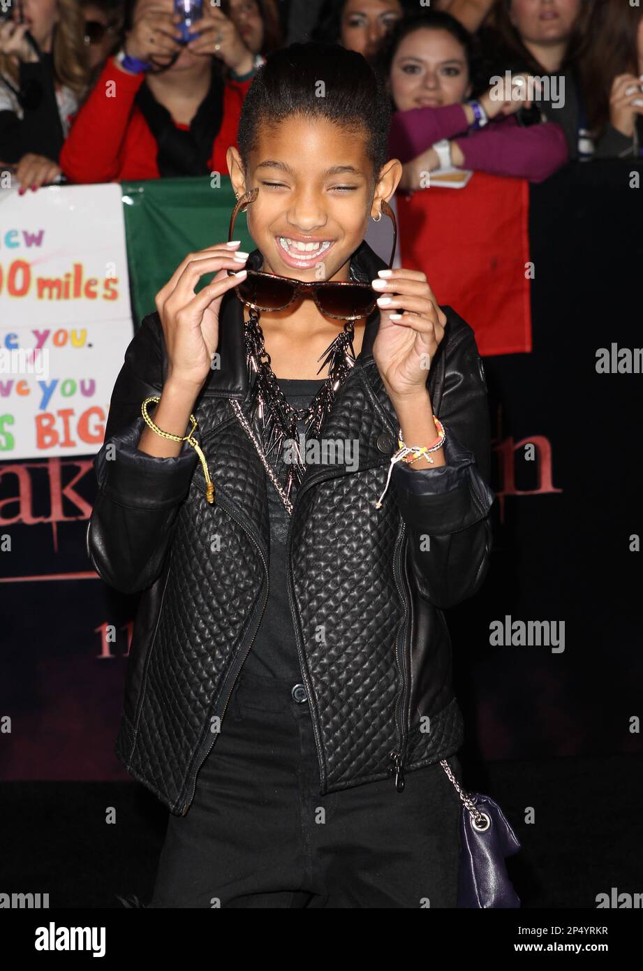 Willow Smith arrives for the premiere of Summit Entertainment's 'The ...