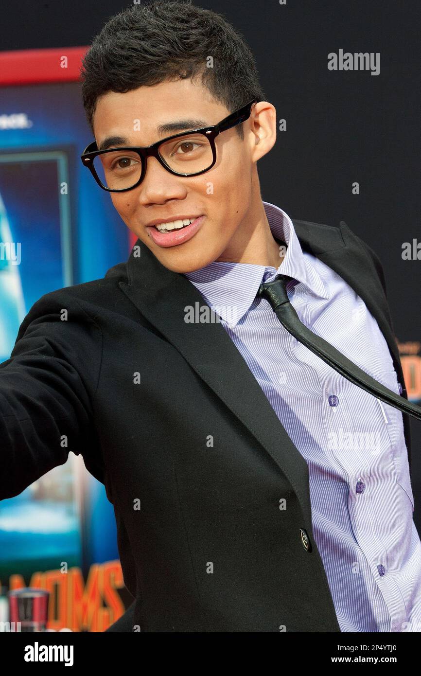Roshon Fegan arrives at the 'Mars Needs Moms' Los Angeles Premiere at ...