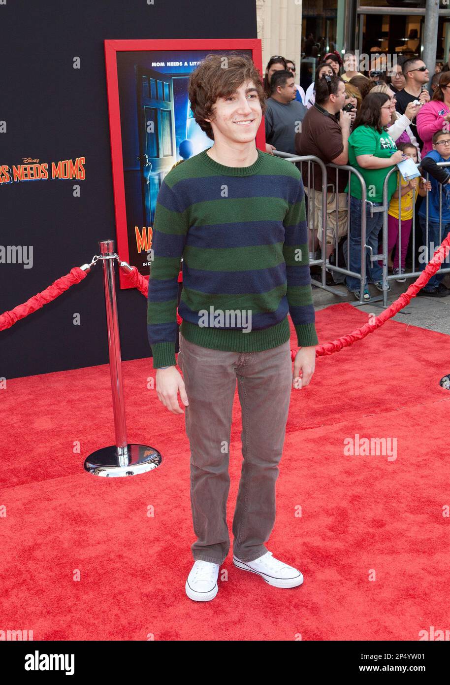 Vincent Martella arrives at the 'Mars Needs Moms' Los Angeles Premiere ...