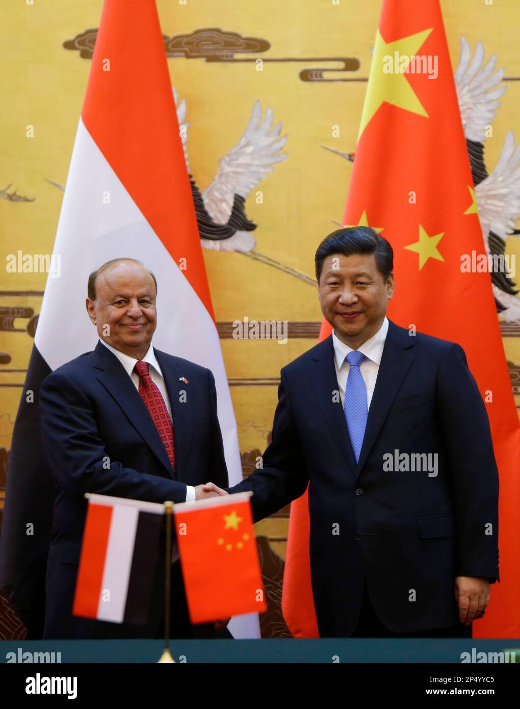 Yemeni President Abed Rabbo Mansour Hadi, left, and his Chinese ...