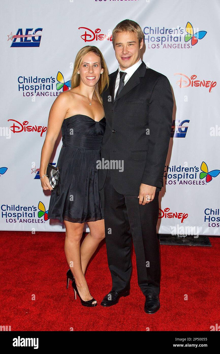 Dustin Brown attends the Children's Hospital Los Angeles Gala: Noche de ...
