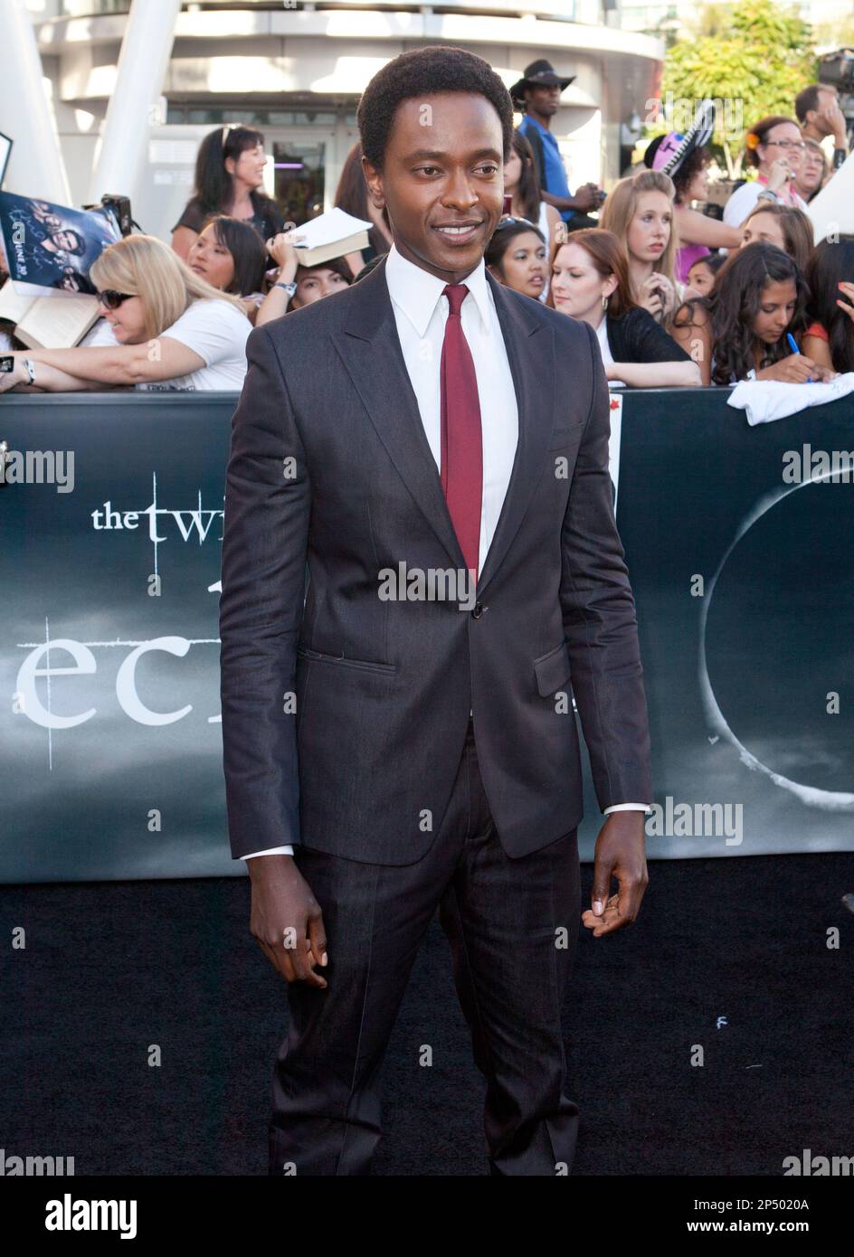 Edi Gathegi arrives for the Los Angeles Premiere of 'The Twilight Sage ...