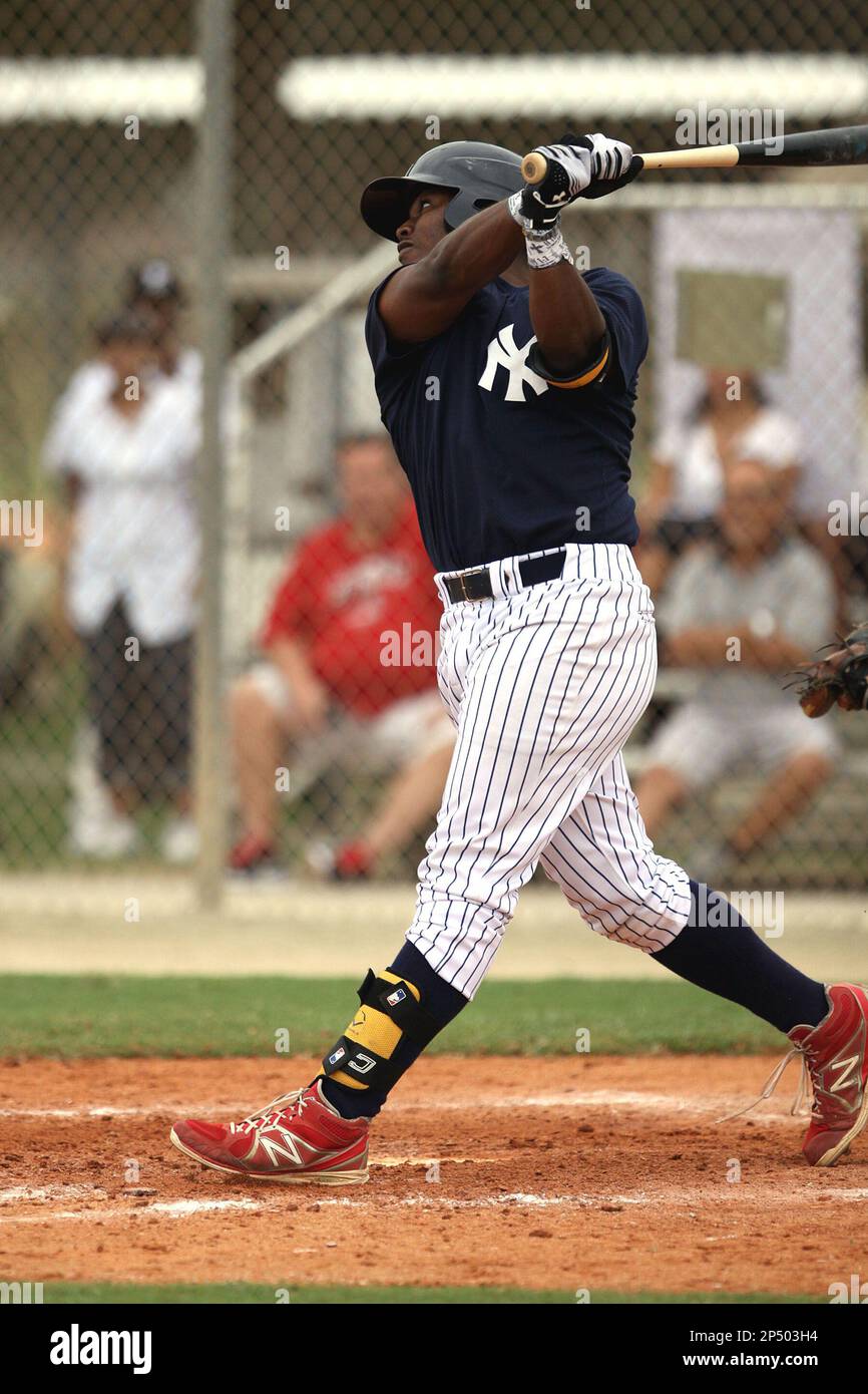 Khevin Brewer, #4 of William B. Travis High School, Texas playing for ...