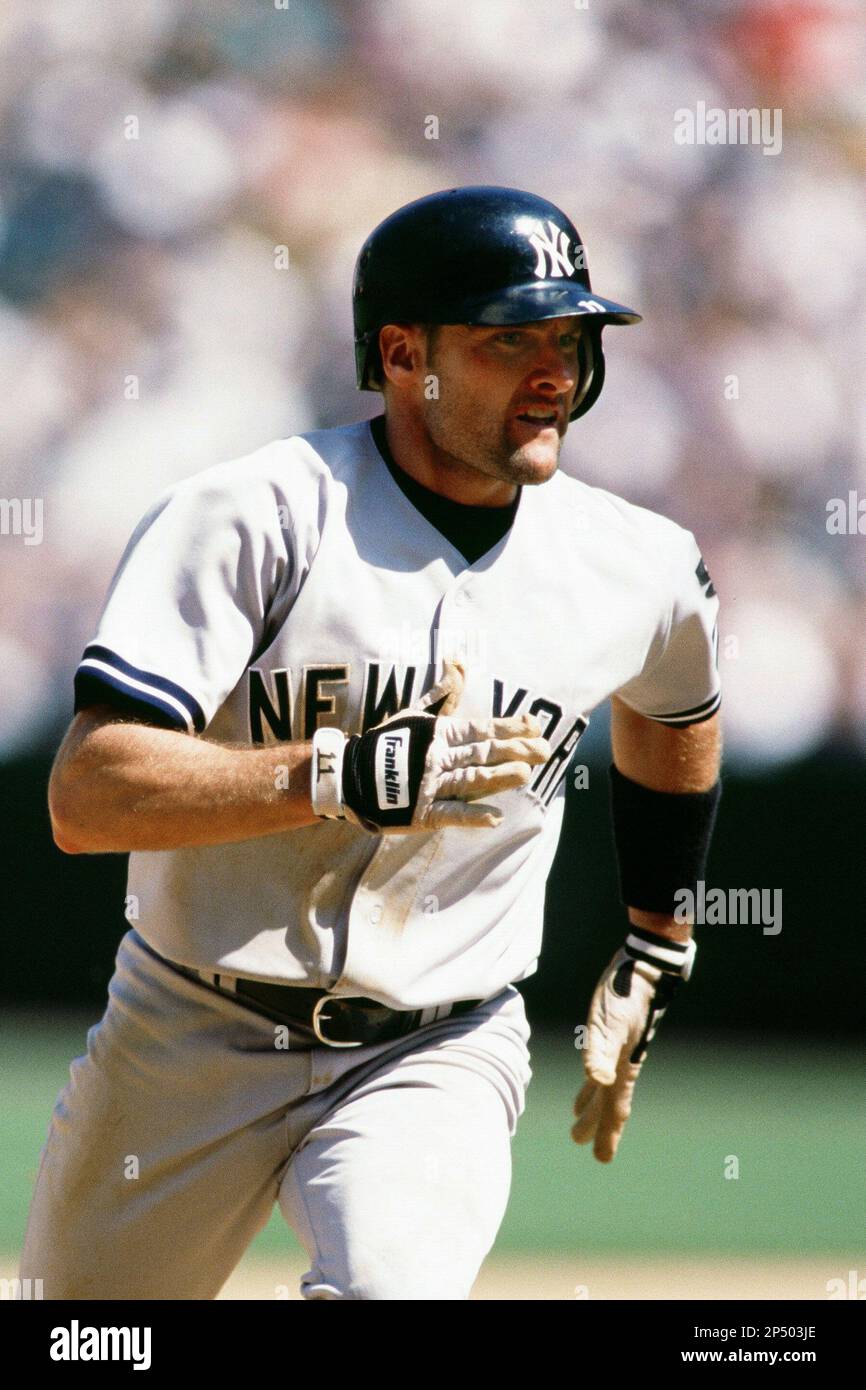 Chuck Knoblauch of the New York Yankees during a game against the ...