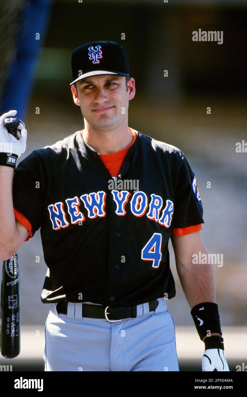 Robin Ventura of the New York Mets during a game against the Los ...