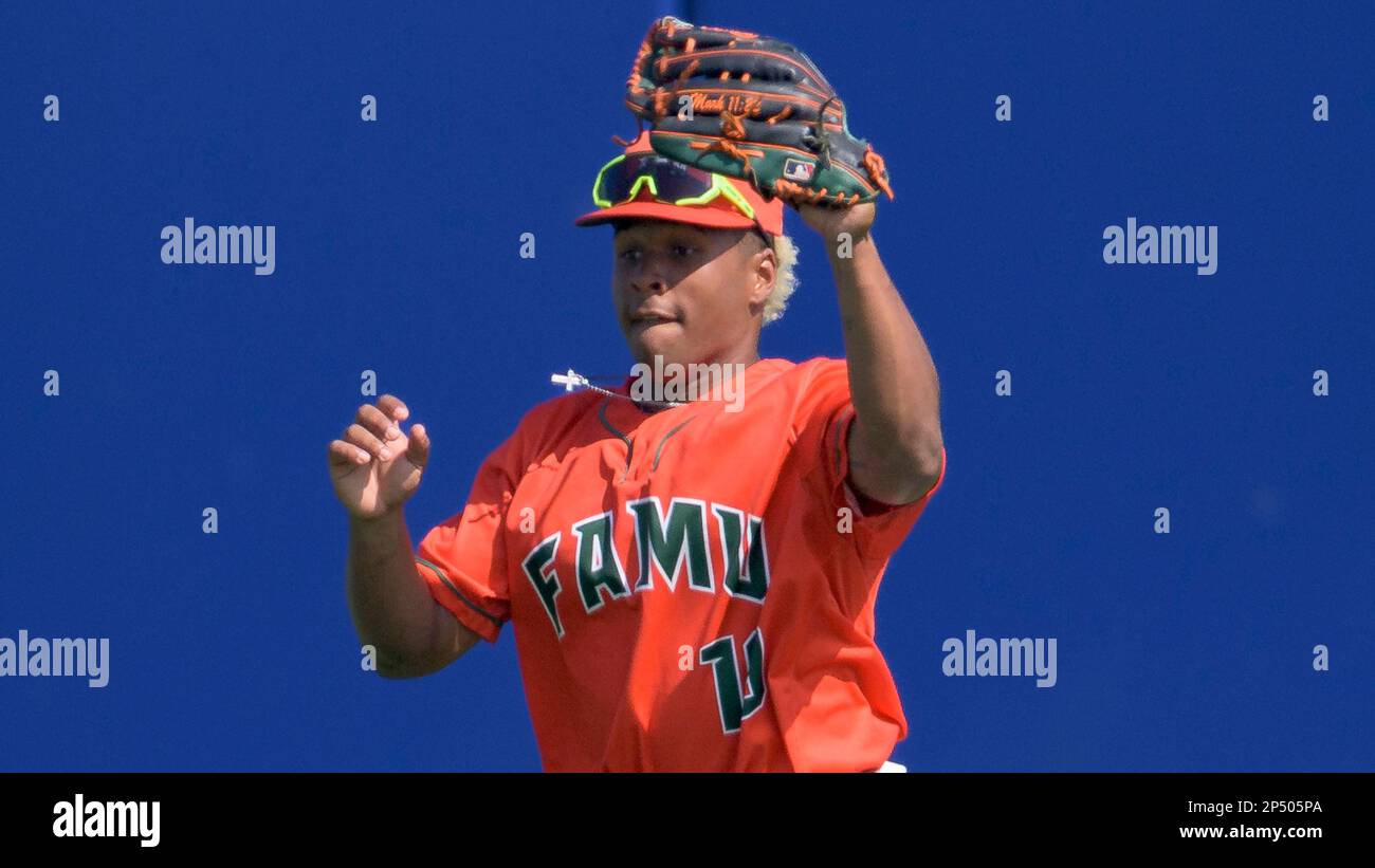 Florida A&M outfielder Ty Jackson (19) catches an out during an NCAA ...