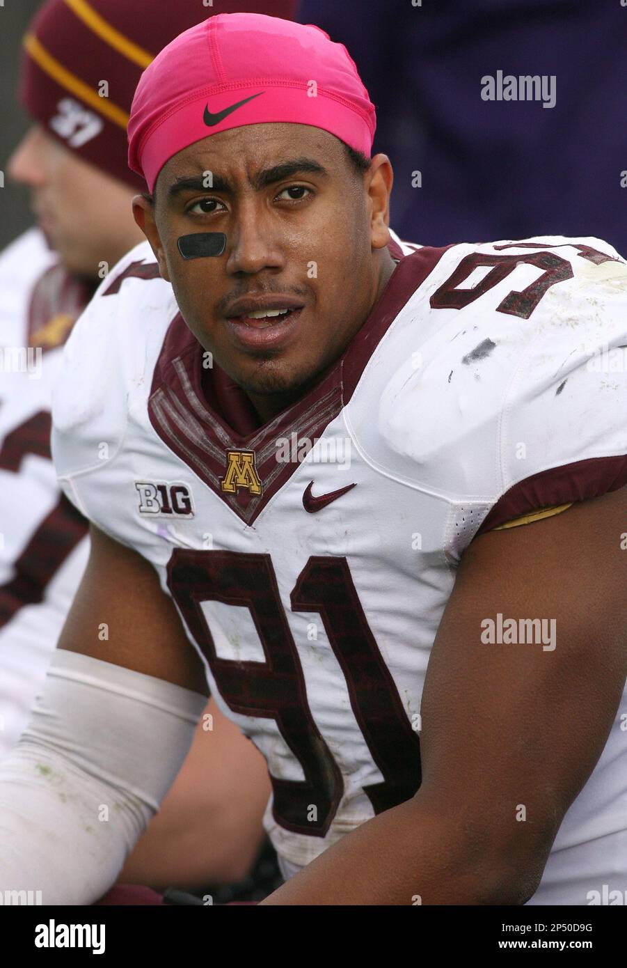 Minnesota Golden Gophers Alex Keith (91) during a game against the ...