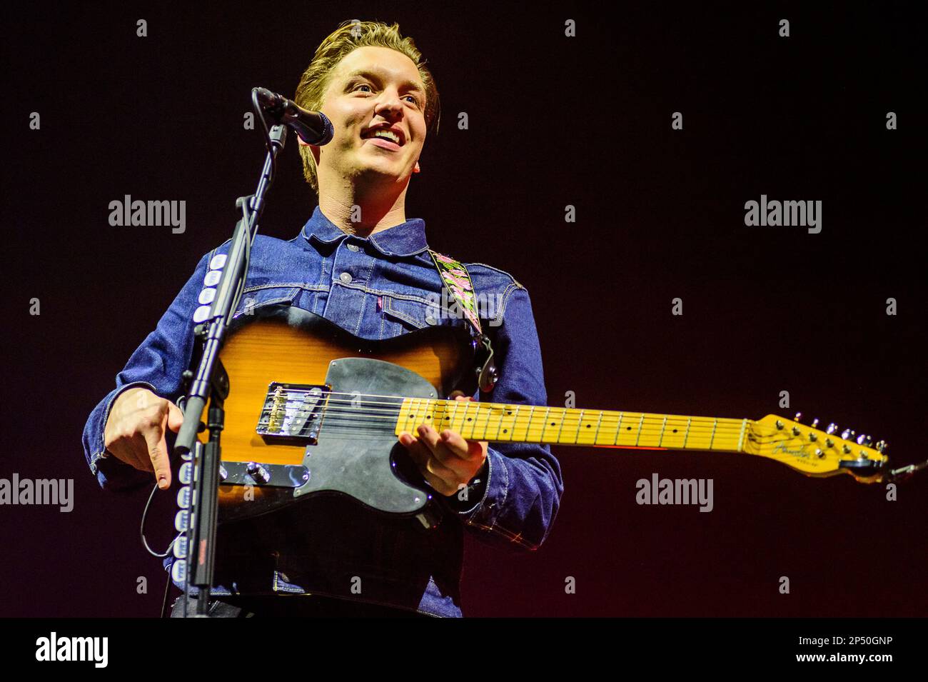 The british pop singer Georges Ezra performs live in Brussels | Le ...