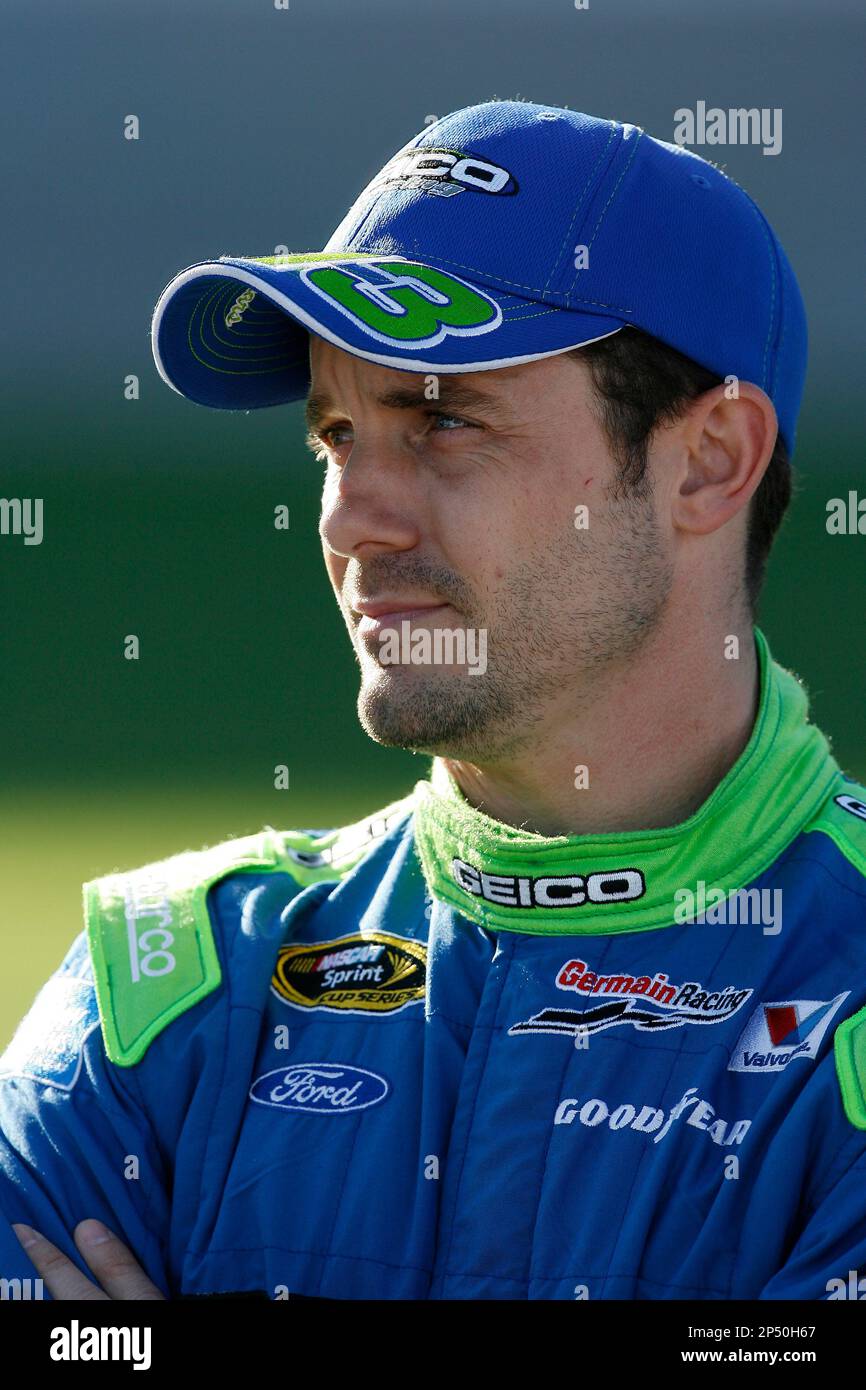 Casey Mears during qualifying for the NASCAR Sprint Cup Series AAA ...