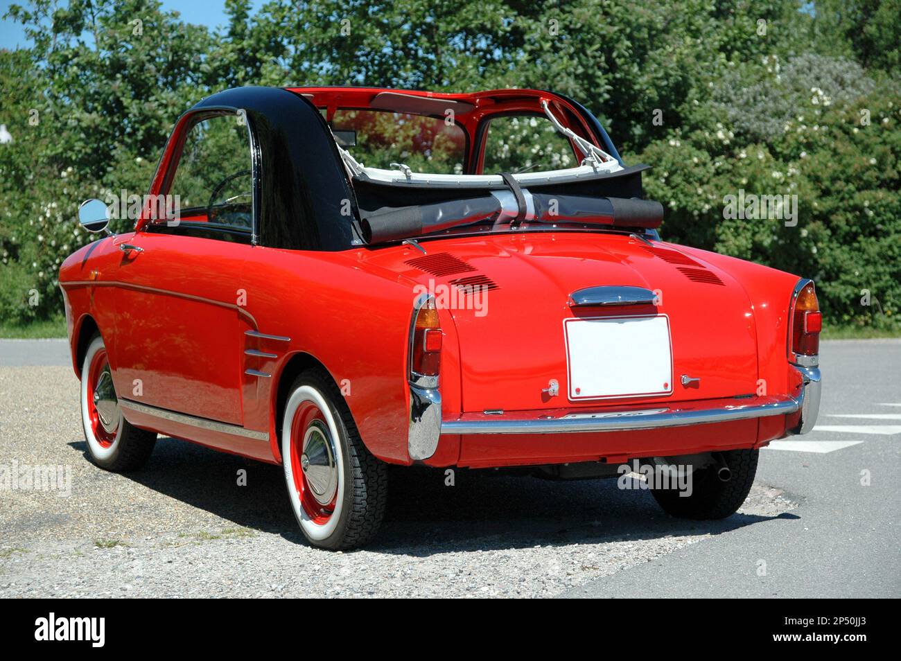 Little red sports car hi-res stock photography and images - Alamy