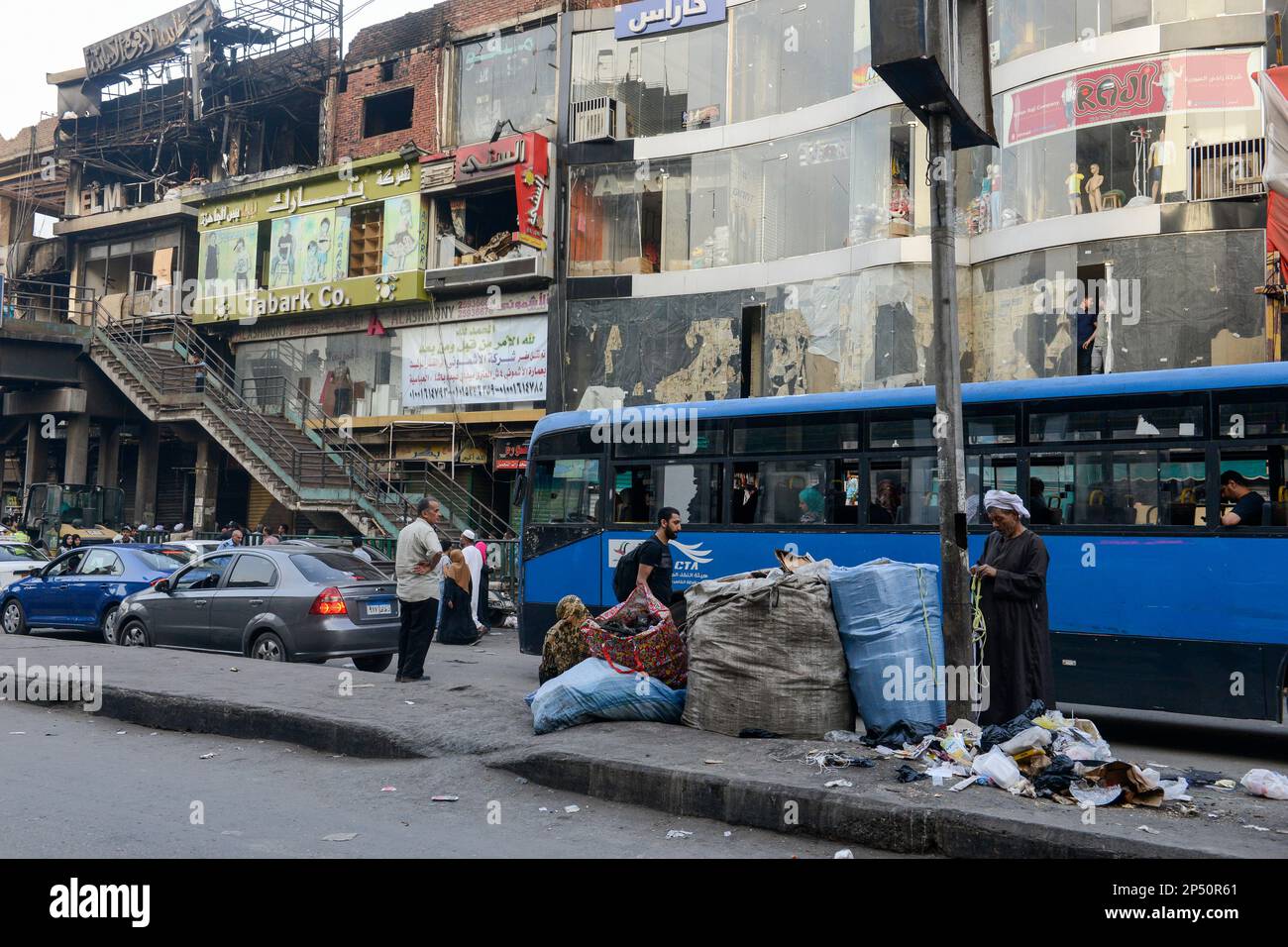 EGYPT, Cairo, old town, rag picker Stock Photo - Alamy